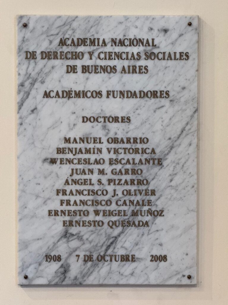 Académicos Fundadores - Academia Nacional de Derecho y Ciencias ...